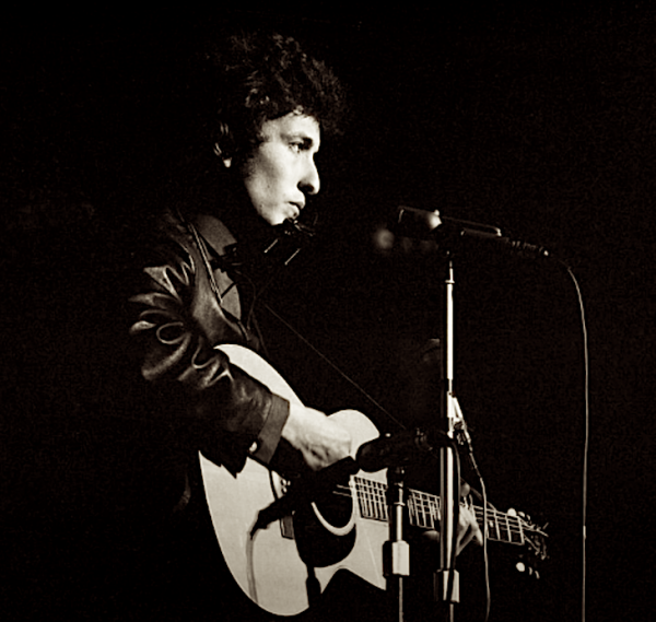 Bob Dylan: 5 Great live versions of “Gates of Eden” | Born To Listen